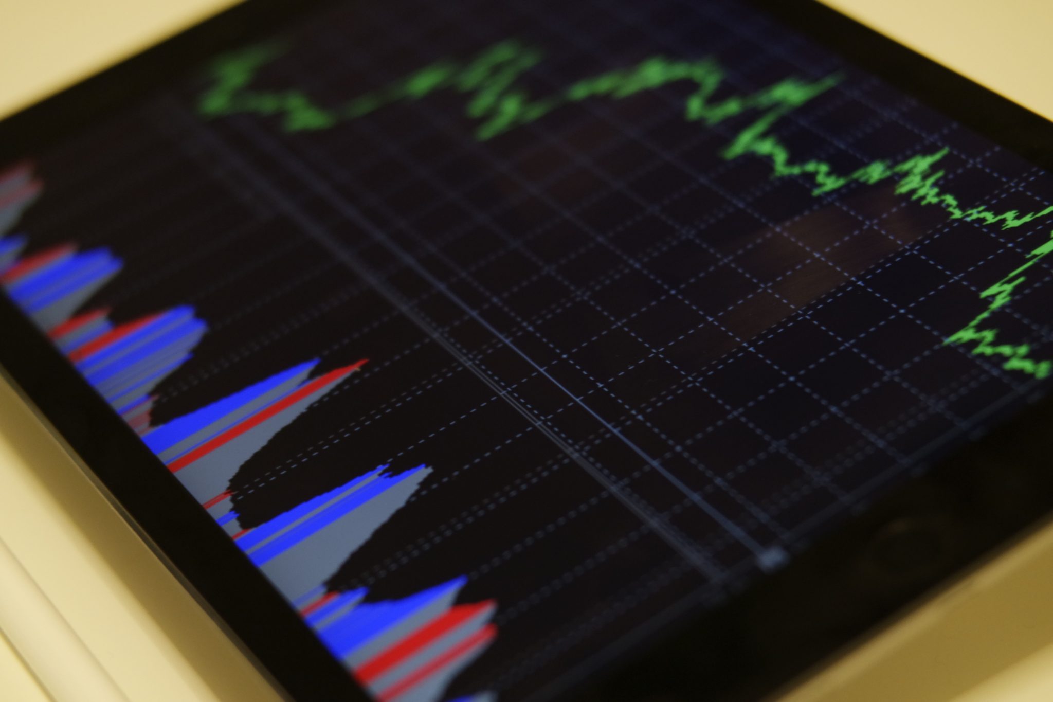 Linear vs logarithmic scale: Key Differences and Applications